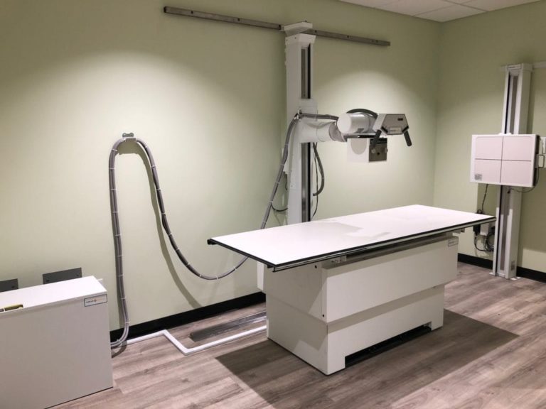 65kW Stationary X-Ray Machine w/ Elevating Float Top Table - Dicom ...